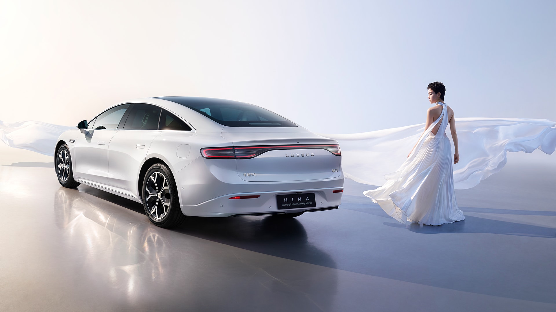 智界 新S7 - 鸿蒙智行官网